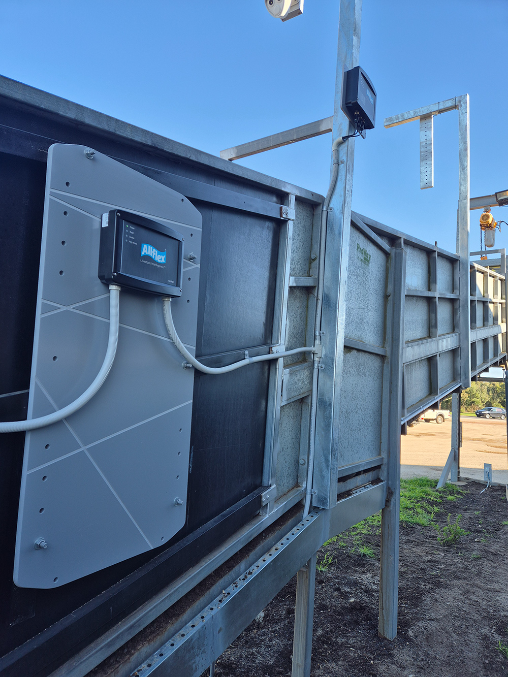 Overview – Livestock Track